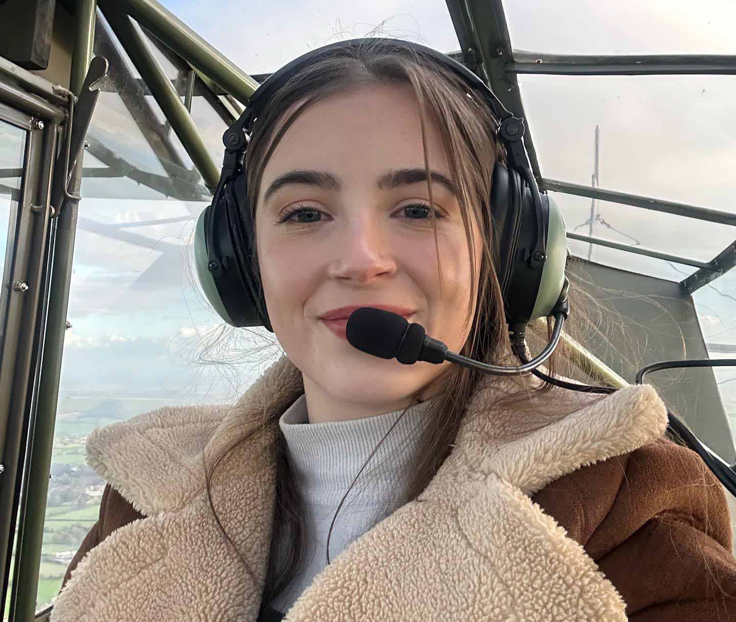 Meet Ellie Carter, Britain’s youngest-ever female pilot :: Hornby Hobbies