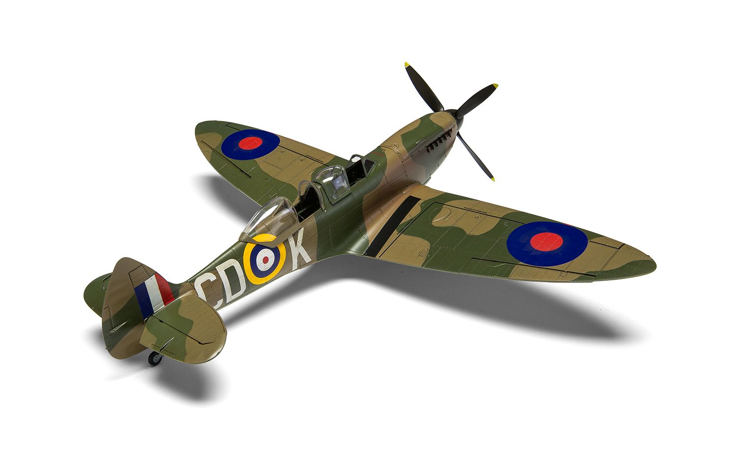 A05143 Supermarine Spitfire Tr.9