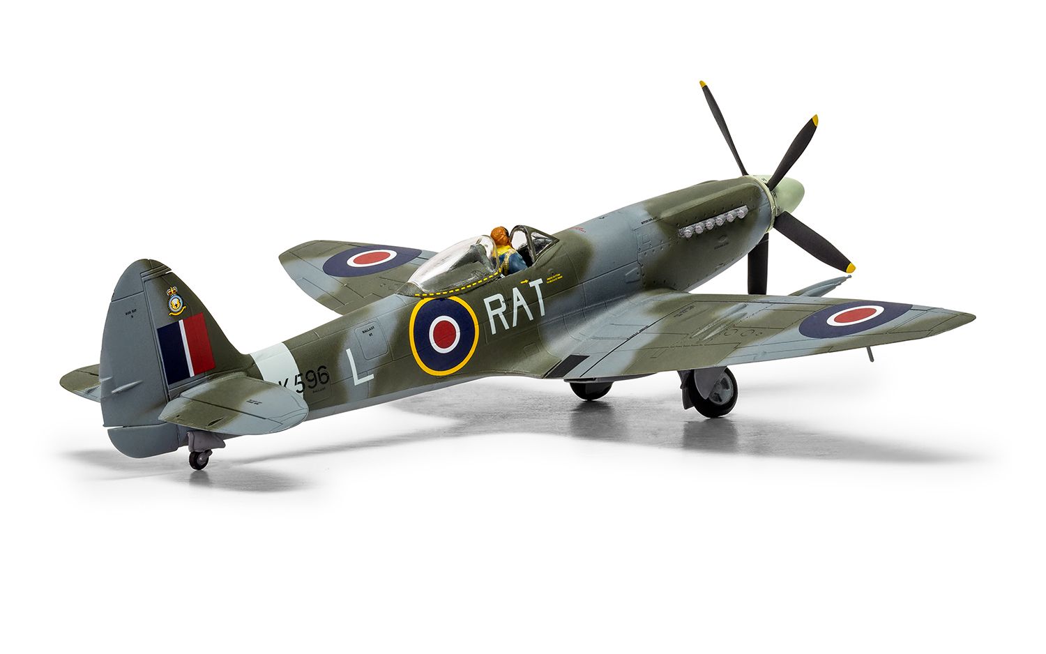 A02033A Supermarine Spitfire F.22