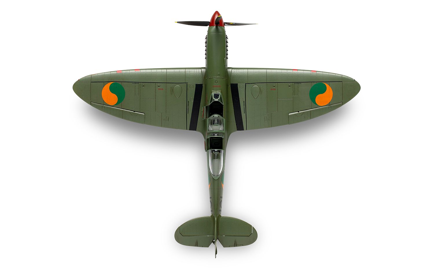 A05143 Supermarine Spitfire Tr.9