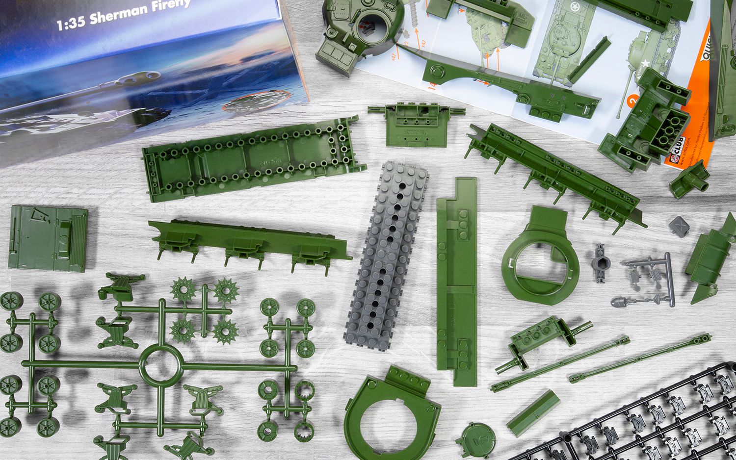 J6042 QUICKBUILD Sherman Firefly