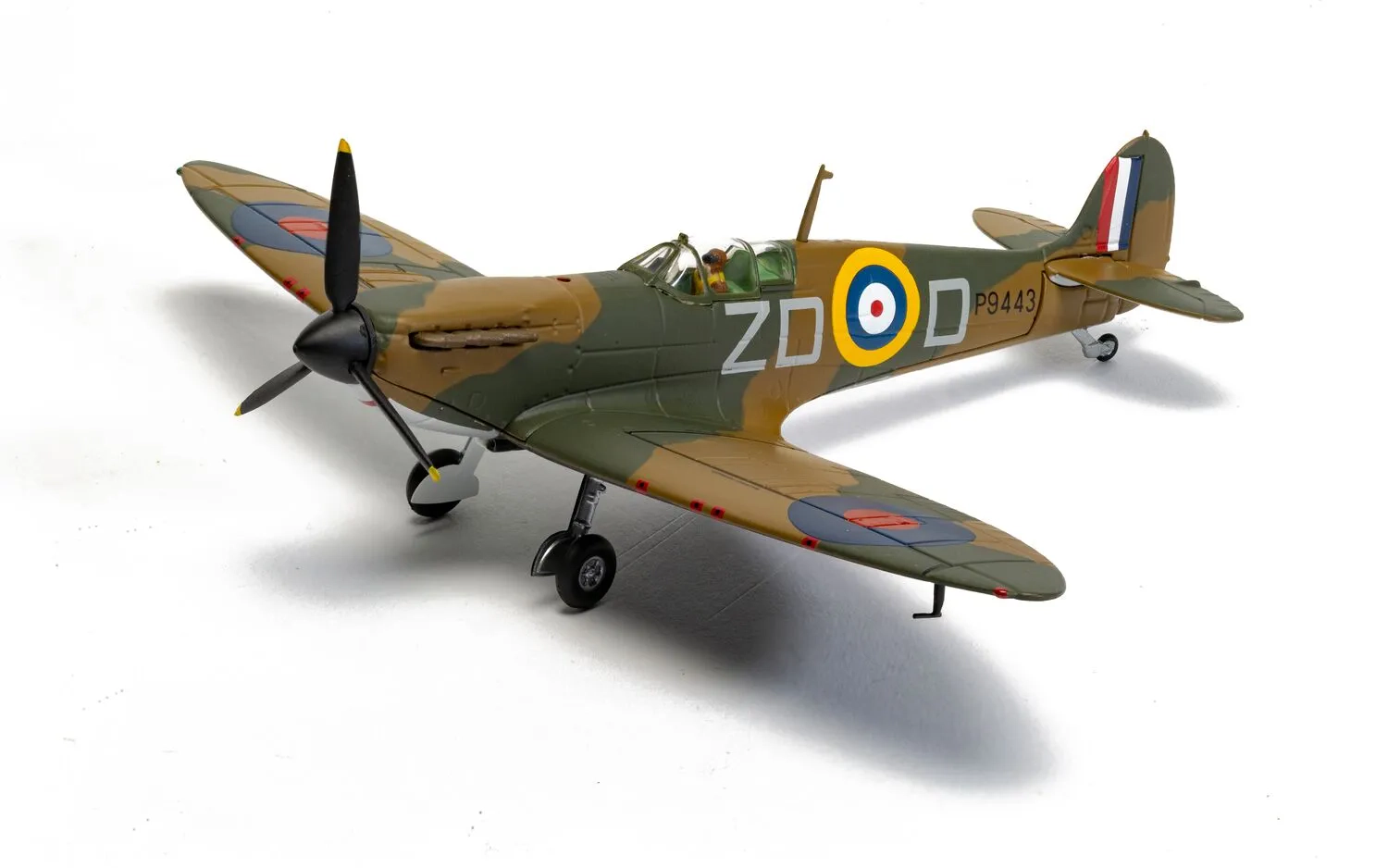 AA39216 Supermarine Spitfire MkI - Flt Lt Douglas Bader - Battle of Britain 85