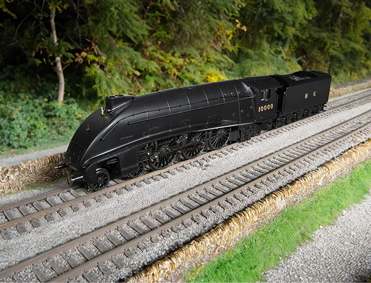 R30124 LNER, W1 Class, 'Hush Hush' Streamlined, 4-6-4, 10000 - Era 4