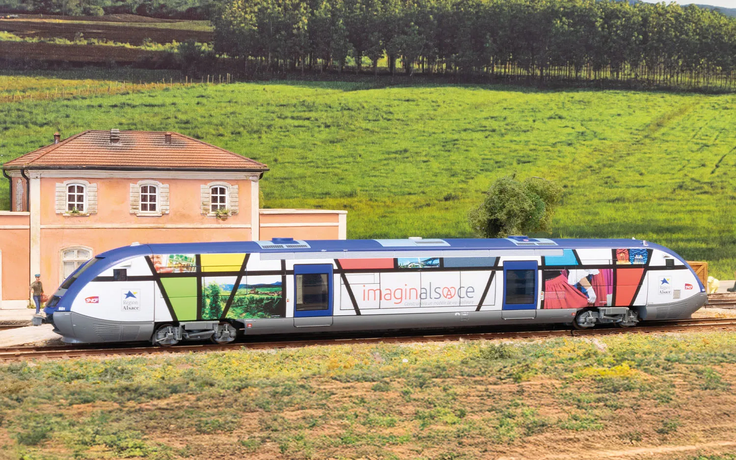 HJ2436S SNCF, X 73500 diesel railcar "Alsace", ep. VI, with DCC sound decoder