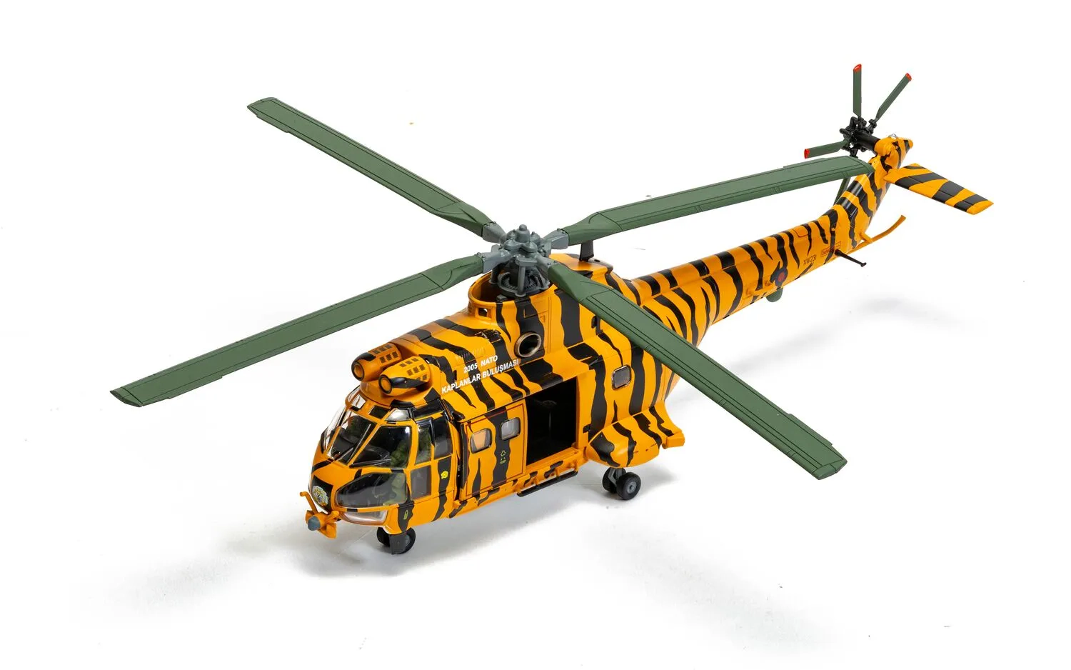 AA27006 Westland Puma HC-1 - NATO Tiger Meet livery - RIAT 2005