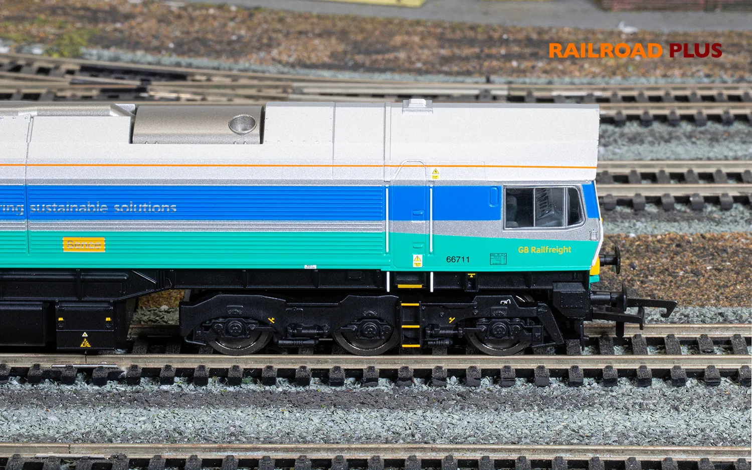 R30428 RailRoad Plus: Class 66 - Aggregates Industries - 66711 'Sence'