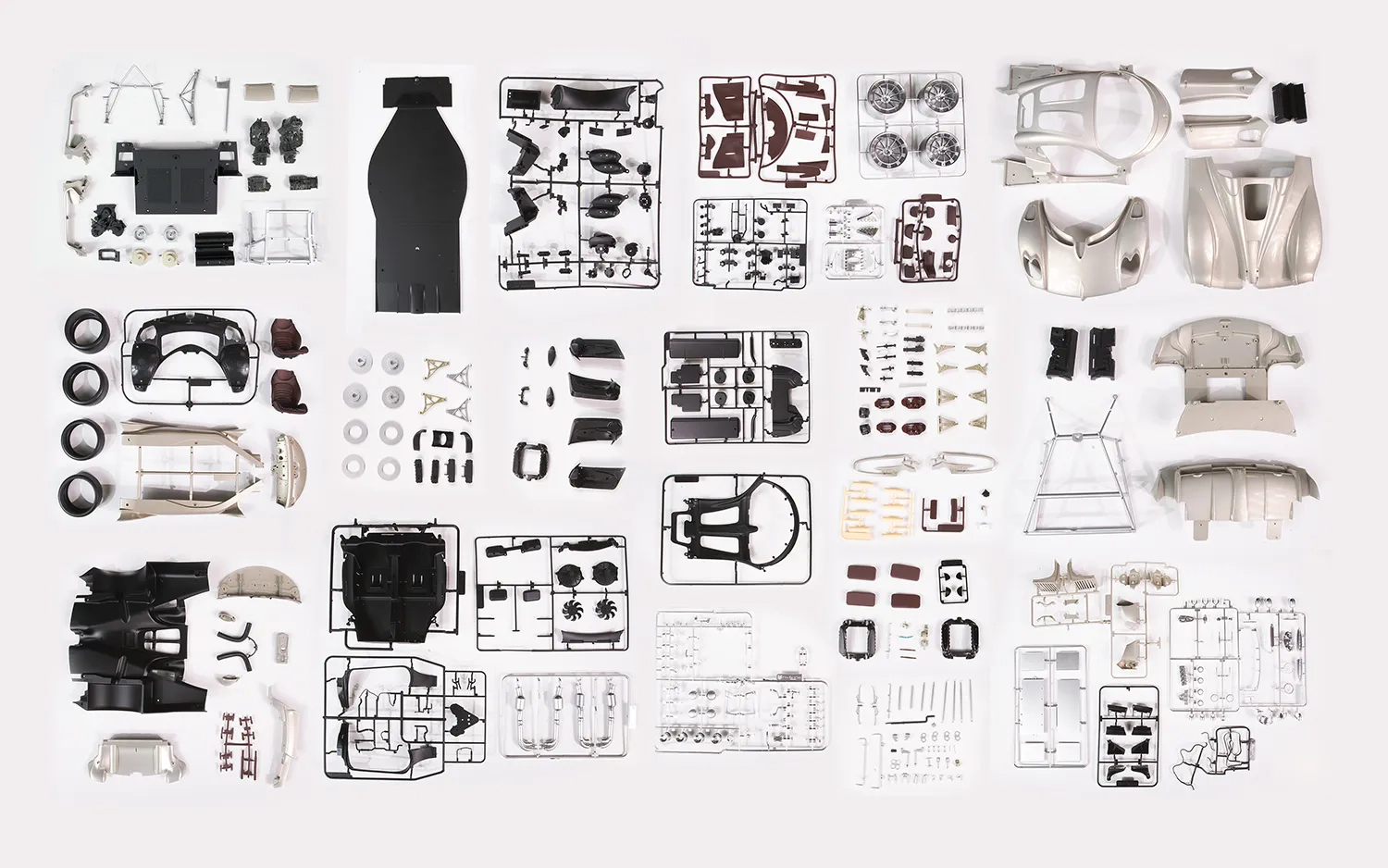 HK120 Pagani Utopia Coupé - Rinascimento Lucido - 1:8 Scale Kit