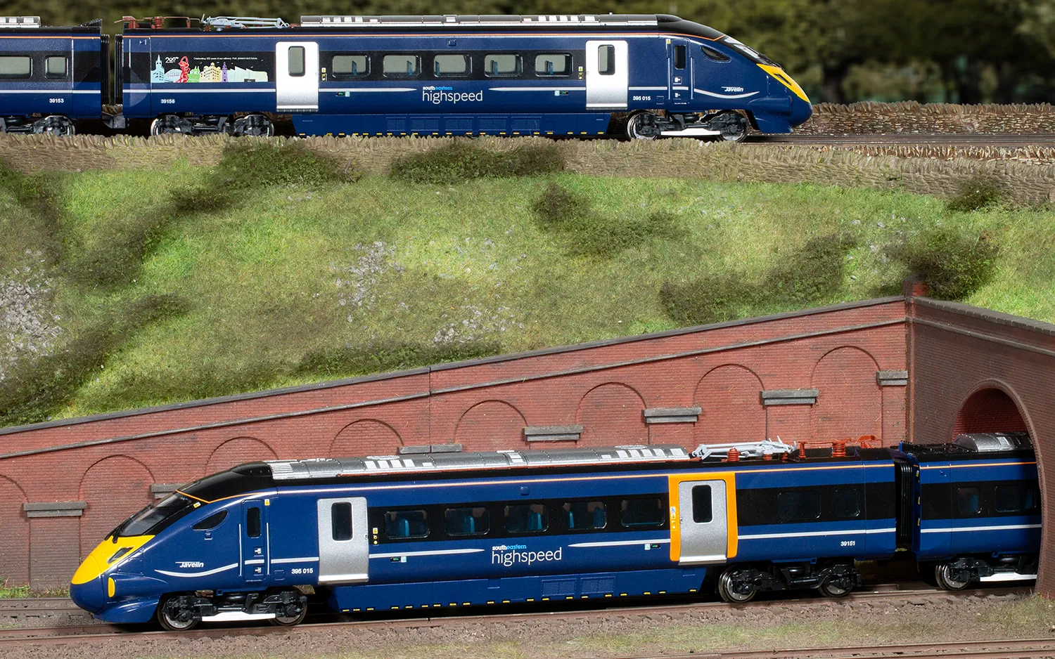 R30442 Southeastern - Class 395 - 395015 - 4 Car Train Pack (Railway 200)