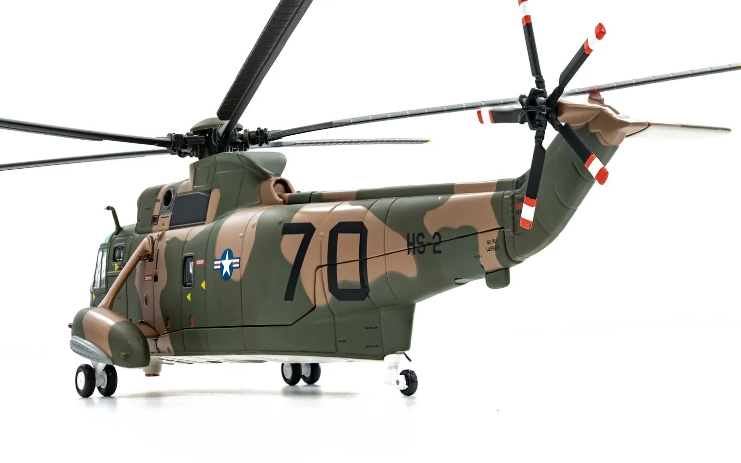 AA33423 Sikorsky SH-3A Sea King - HS-2 Golden Falcons - USS Hornet