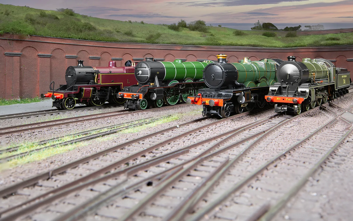 R30272 GWR, Castle Class, 4-6-0, 4074 'Caldicot Castle': Big Four ...