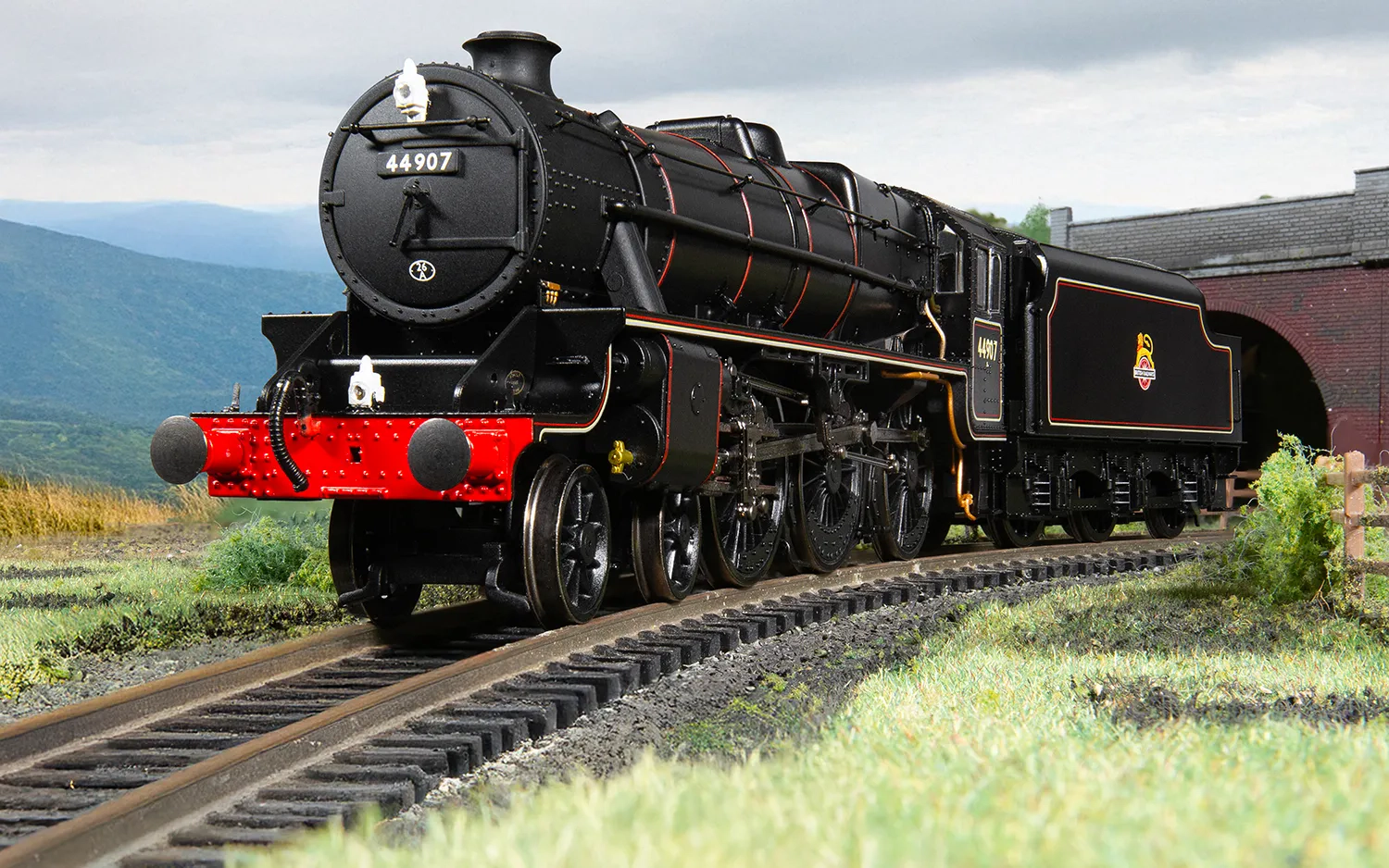 R30393 BR Early - Stanier 5MT Black 5 - 44907