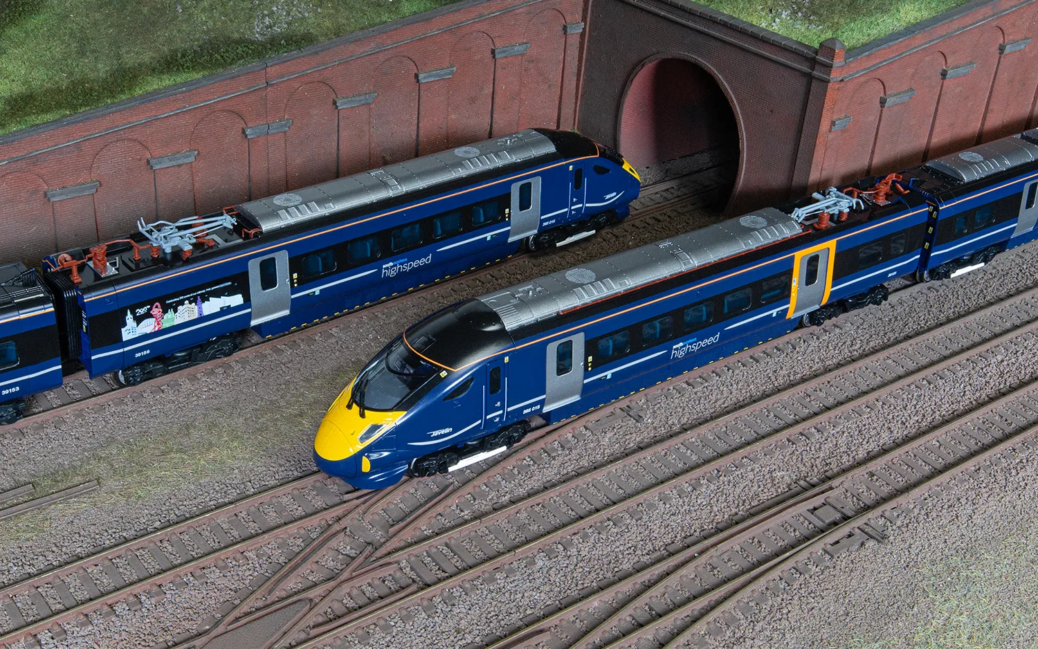 R30442 Southeastern - Class 395 - 395015 - 4 Car Train Pack (Railway 200)