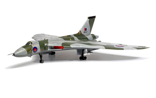 A12013 Avro Vulcan B.2 BLACK BUCK