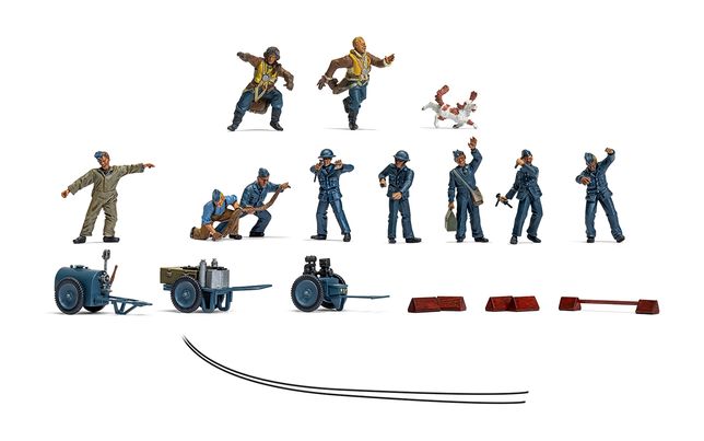 A04702 WWII RAF Ground Crew