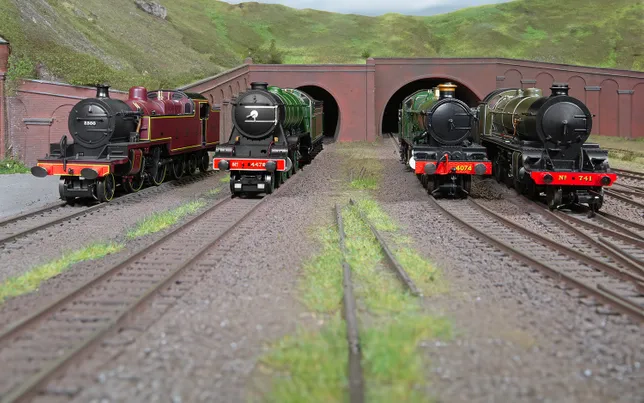 R30272 GWR, Castle Class, 4-6-0, 4074 'Caldicot Castle': Big Four ...