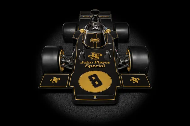 HK114 Lotus 72D - 1972 British GP, Emerson Fittipaldi - 1:8 Scale Kit