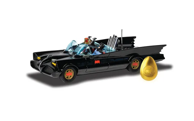 RT26701 Batmobile with Batman and Robin