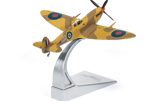 AA29102 Supermarine Spitfire MkIXc, MA408, RAF 322 Wing, Group Captain ...