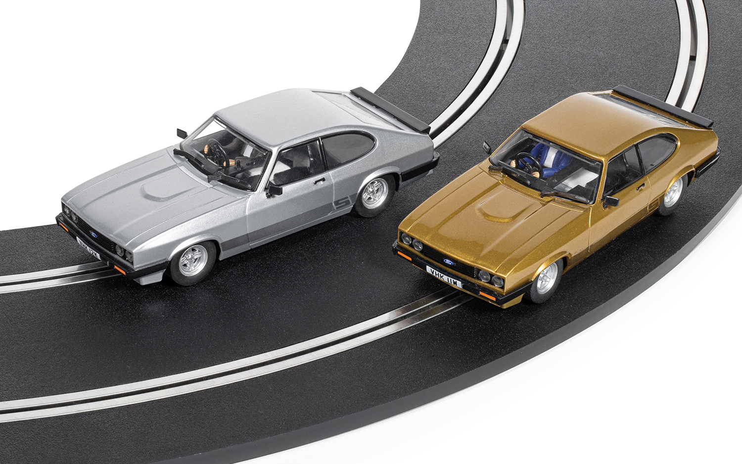 C4642 The Professionals Ford Capri MK III - Twin Car Pack