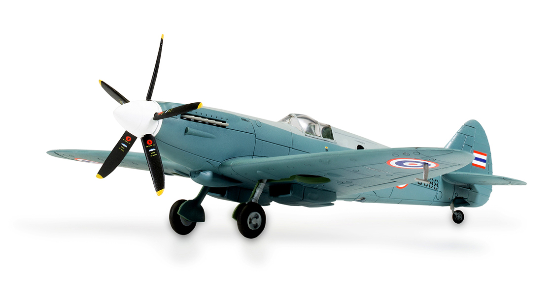 Seletar Spitfires – The last in a famous line :: Hornby Hobbies