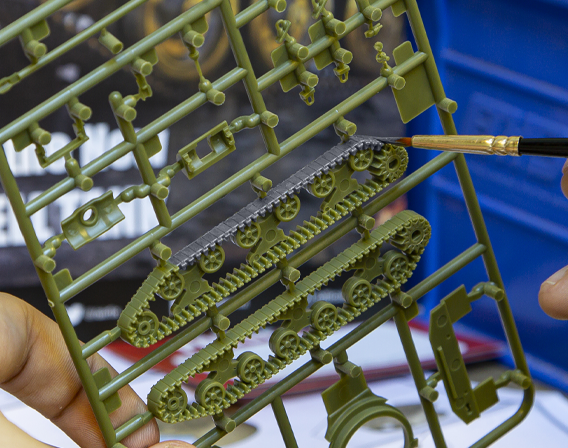 Painting Models: Advanced Techniques :: Hornby Hobbies