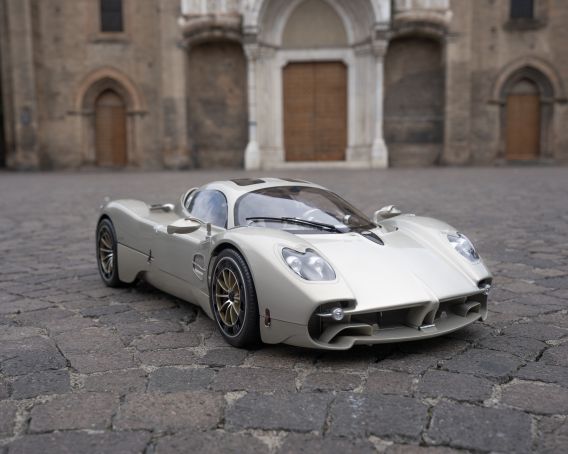 The making of the model: Pocher’s Pagani Utopia Coupé :: Hornby Hobbies